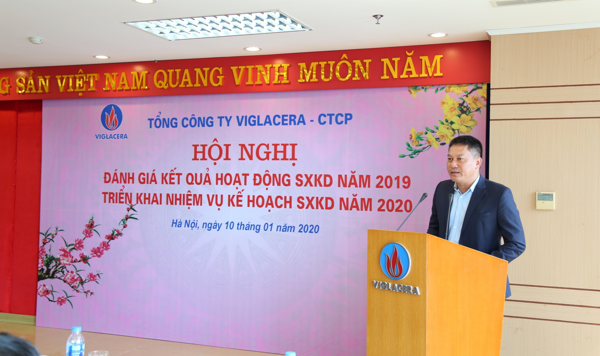 Viglacera Corporation - JSC held a conference to evaluate results of ...